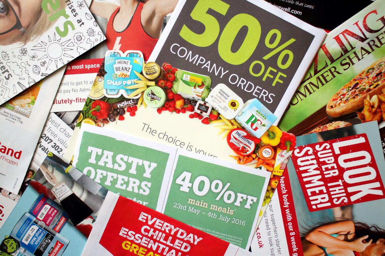 10 Reasons Flyers Are Still Powerful in Digital Times — Flyer Canada